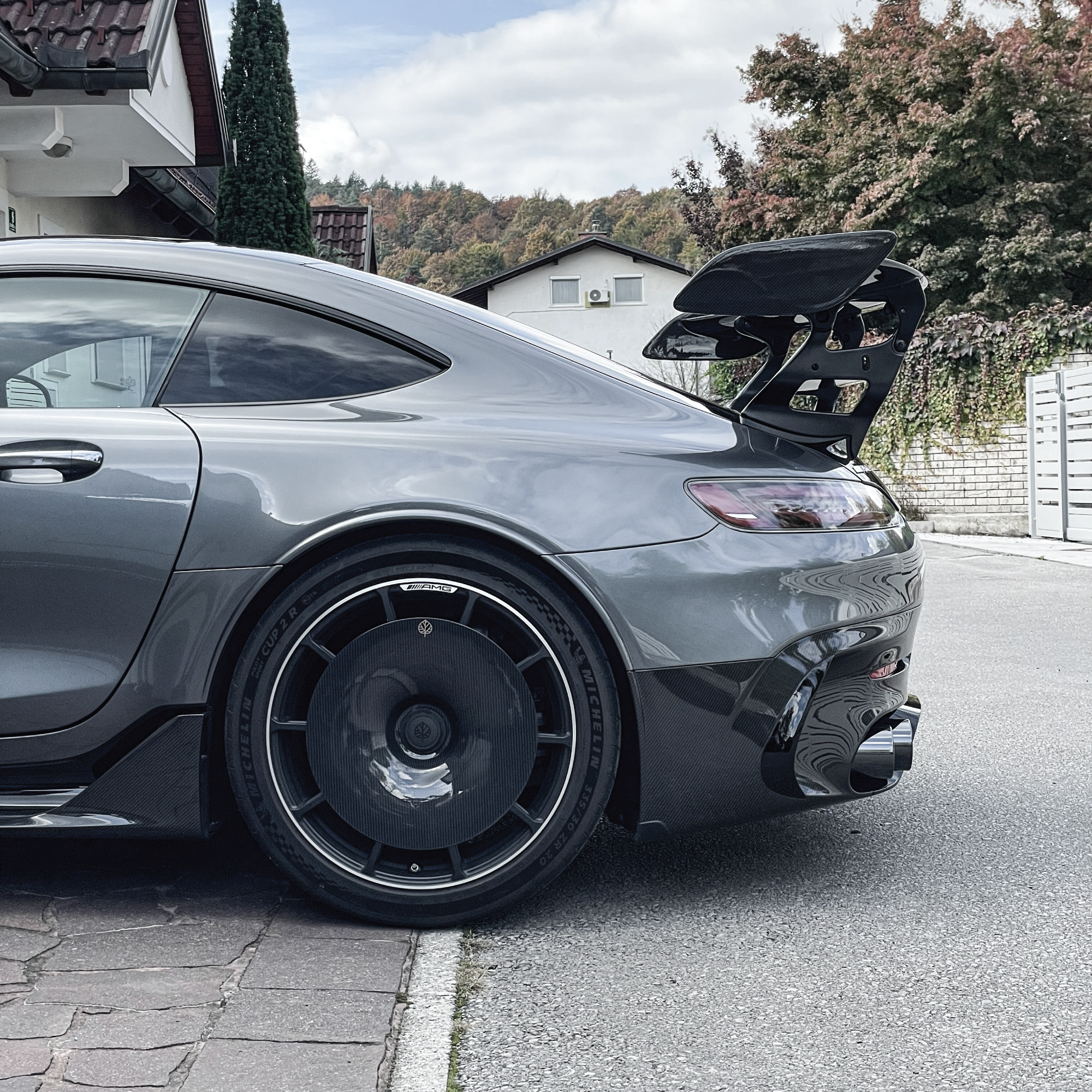AERO DISC sets for Mercedes – GOLD LEAF lightweight performance