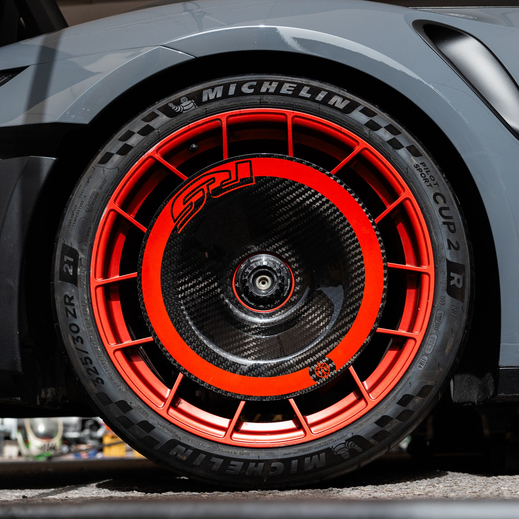 AERO DISC sets for Porsche – GOLD LEAF lightweight performance